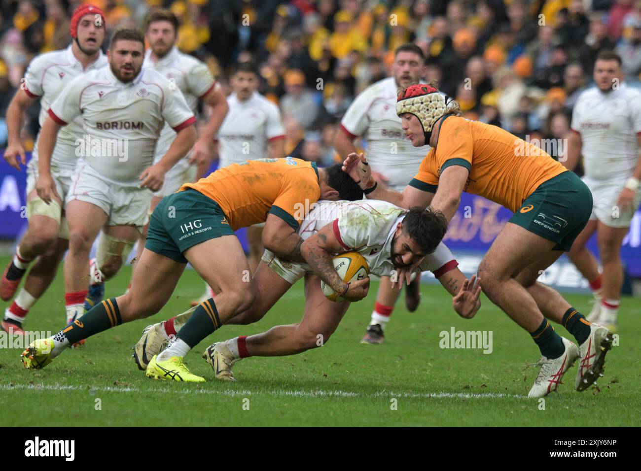 Sydney, Australia. 20th July, 2024. Hunter Paisami (L), Fraser McReight ...