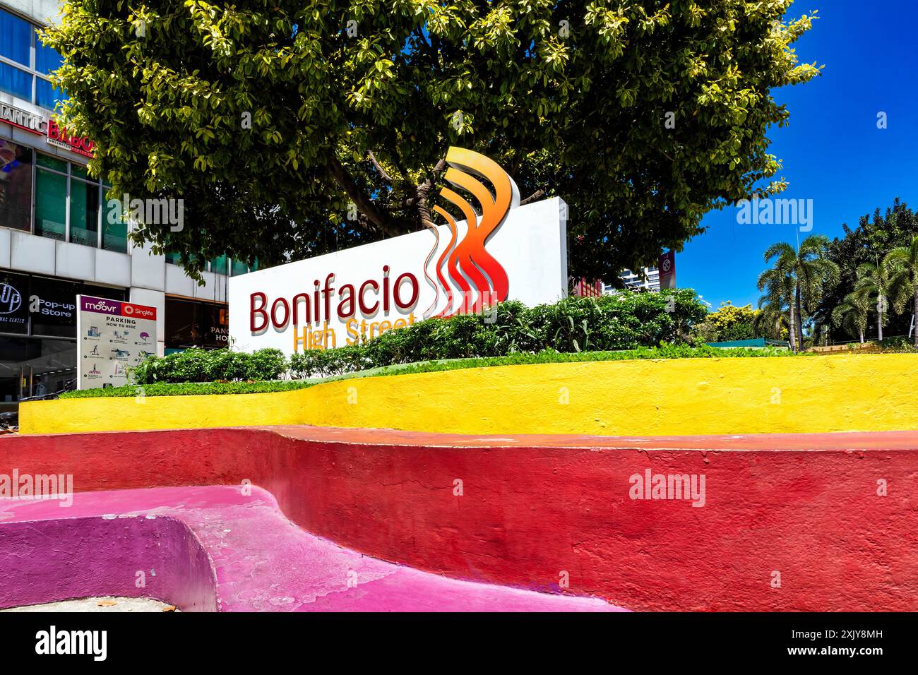 Bonifacio Global City High Street, BGC, Manila, Philippines Stock Photo ...