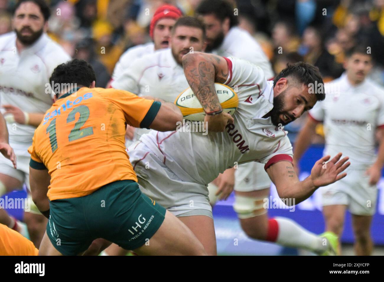 Sydney, Australia. 20th July, 2024. Hunter Paisami (L) of Australia men ...