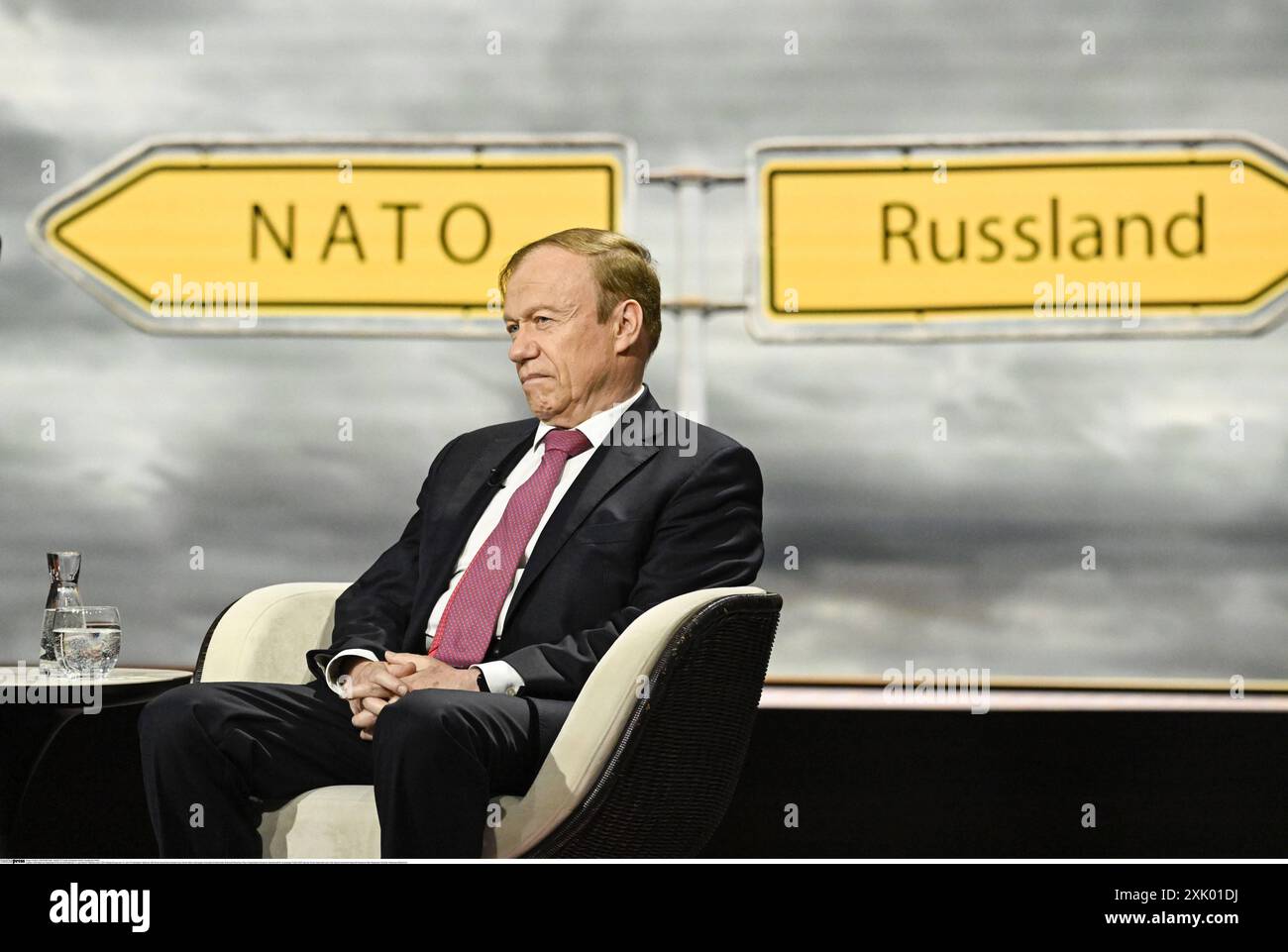 Nikel russia hi-res stock photography and images - Alamy