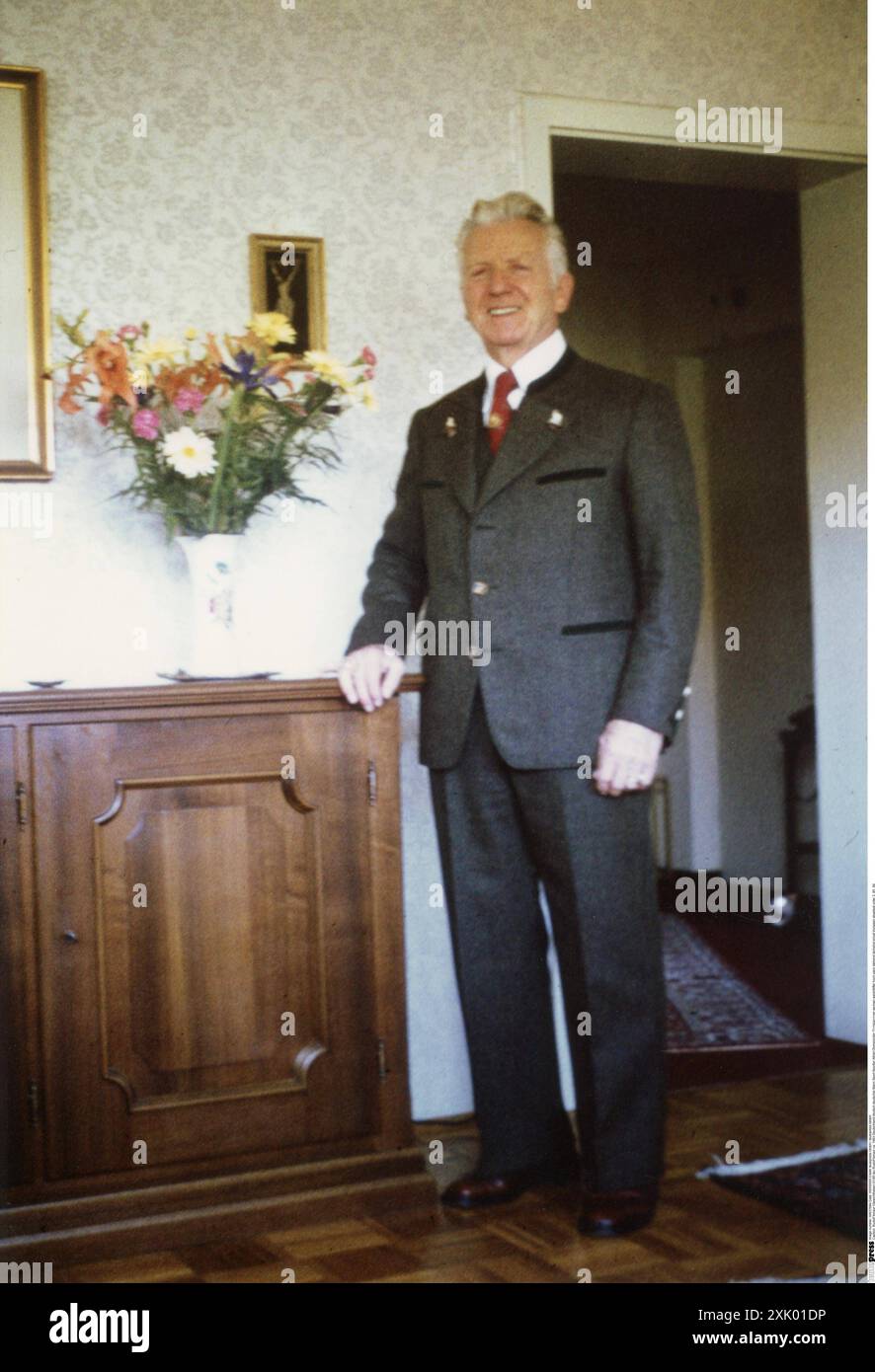 RECORD DATE NOT STATED Rudolf Ismayr Gewichtheber 01/85 teu Rudolf ...