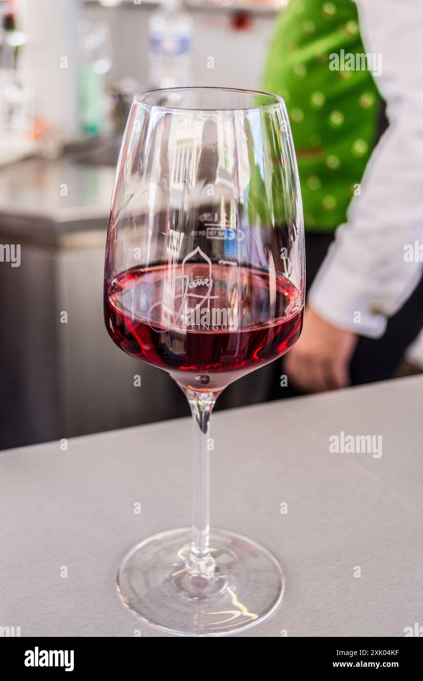Blauer riesling hi-res stock photography and images - Alamy