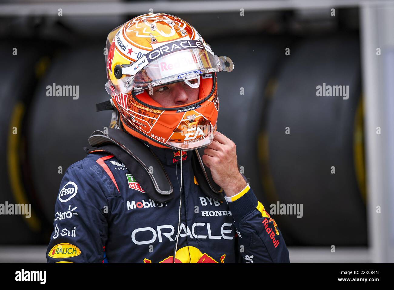 VERSTAPPEN Max (ned), Red Bull Racing RB20, portrait during the Formula ...
