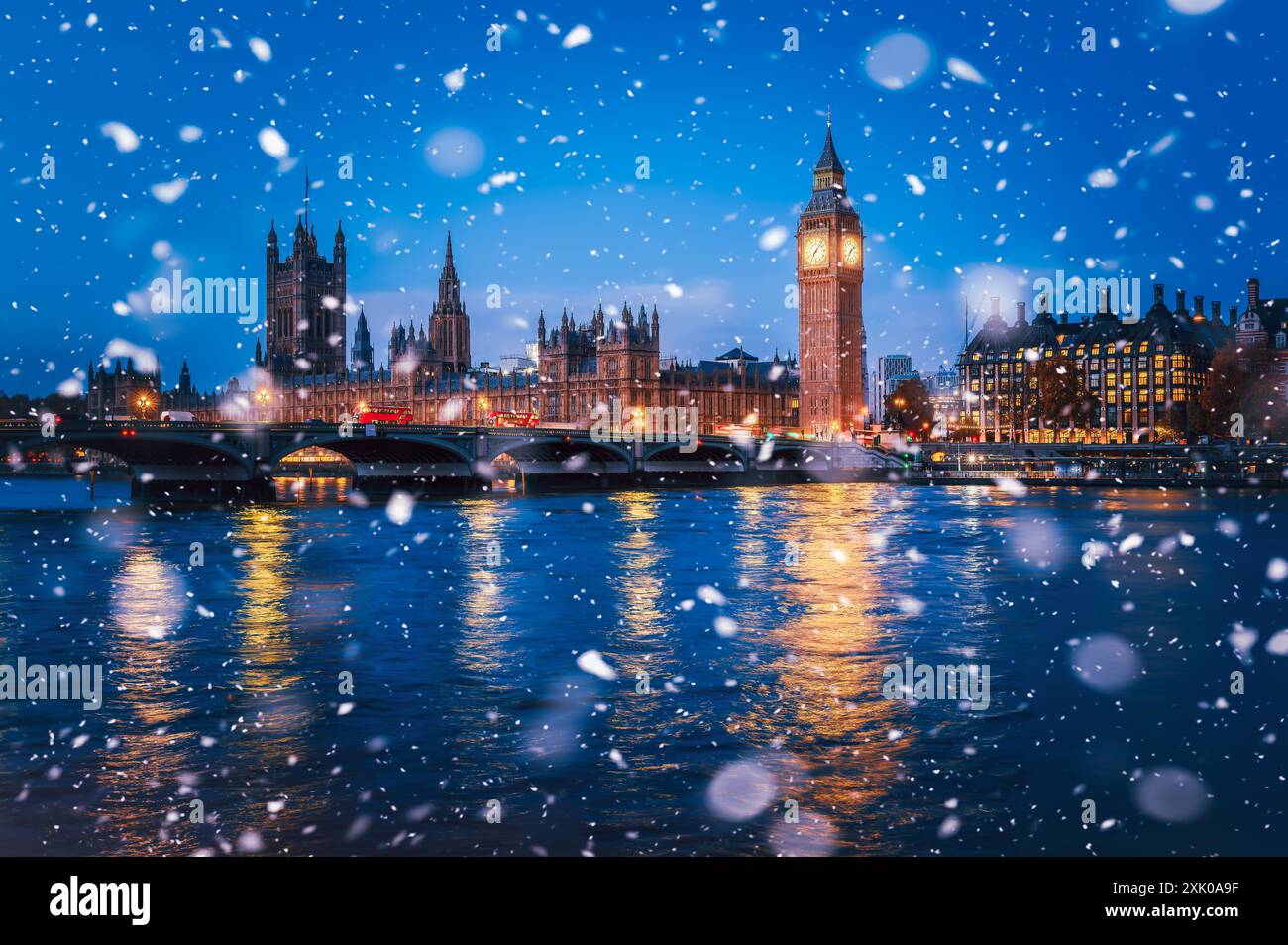 Winter night view of London iconic Westminster Palace and Big Ben, with ...