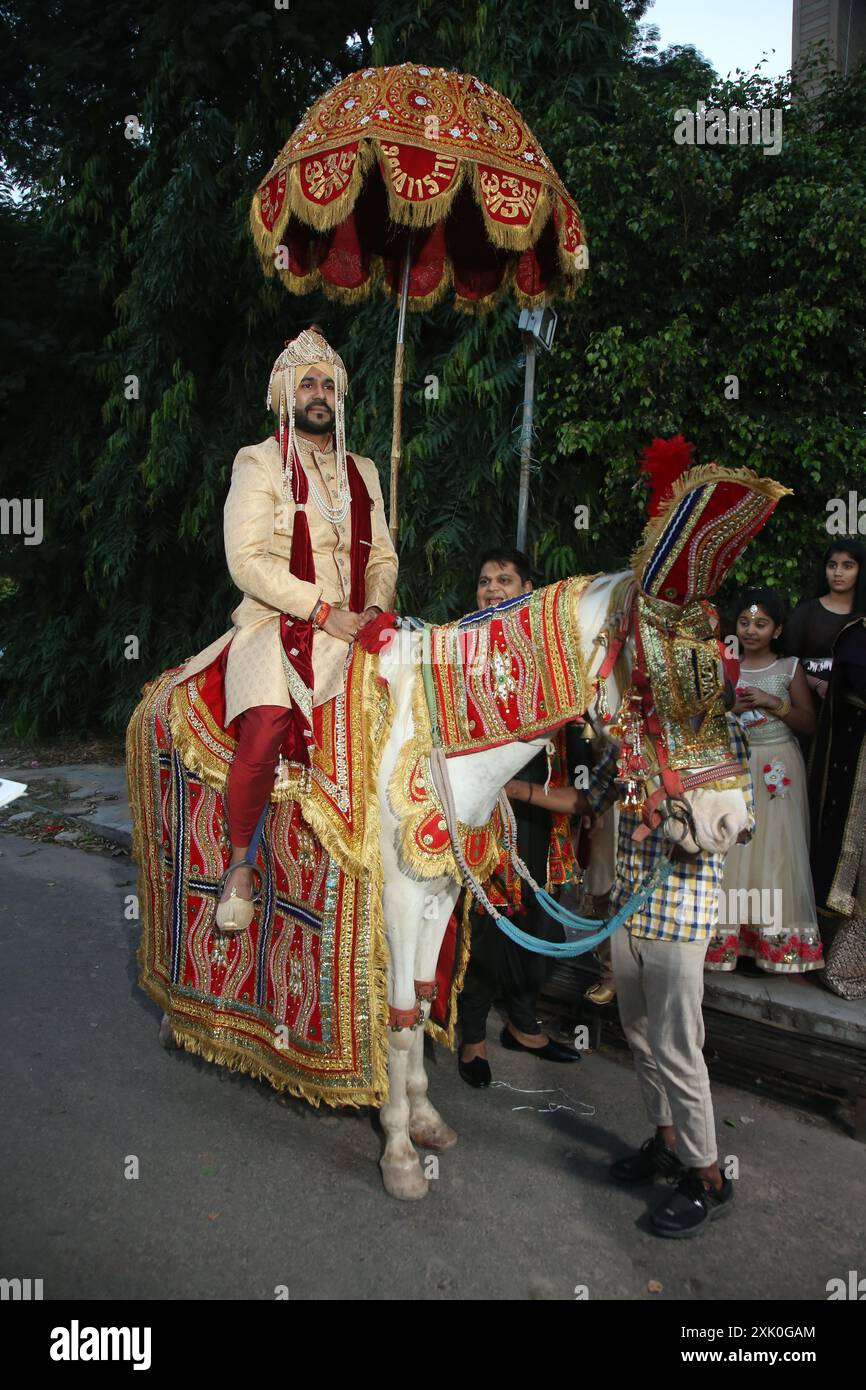 Indian hindu wedding ceremony hi-res stock photography and images - Alamy