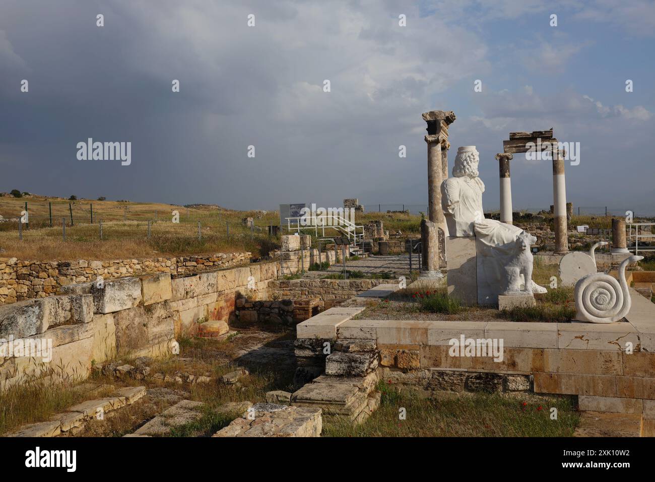 Cilicia roman ruins hi-res stock photography and images - Alamy