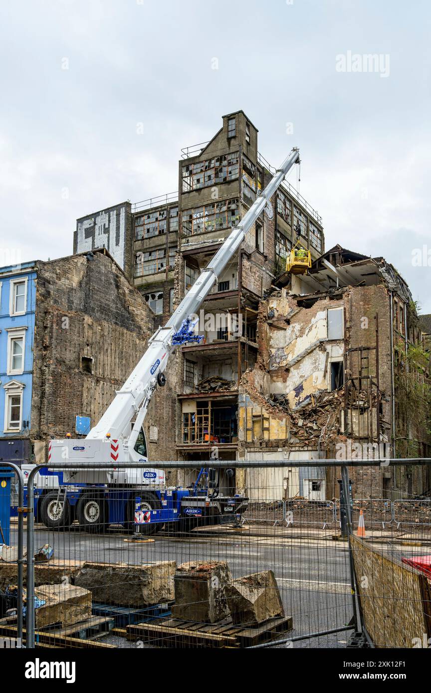 India building buildings bridge street hi-res stock photography and ...