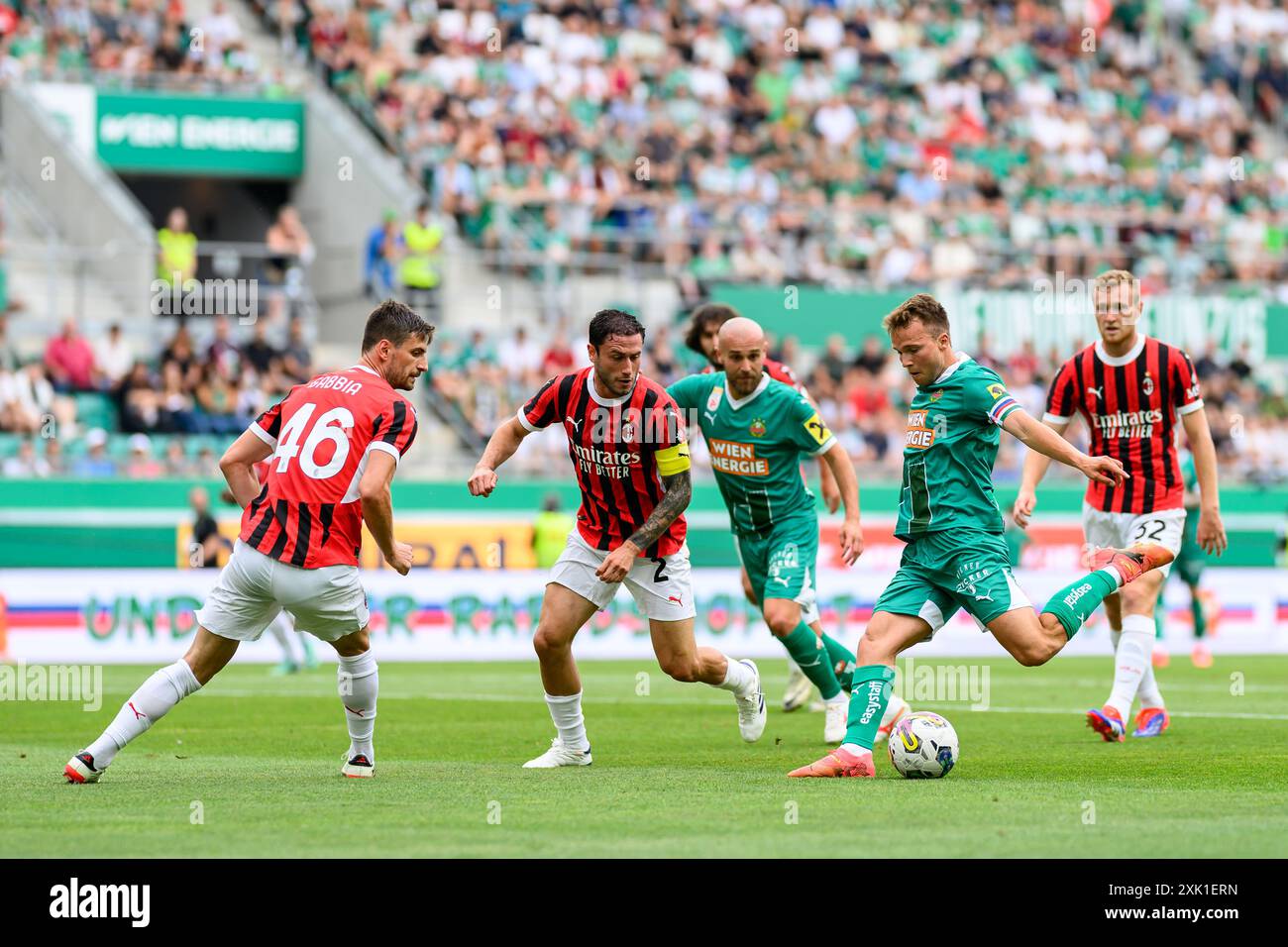 ABD0082 20240720 - WIEN - ÖSTERREICH: v.l. Matteo Gabbia (AC Milan ...