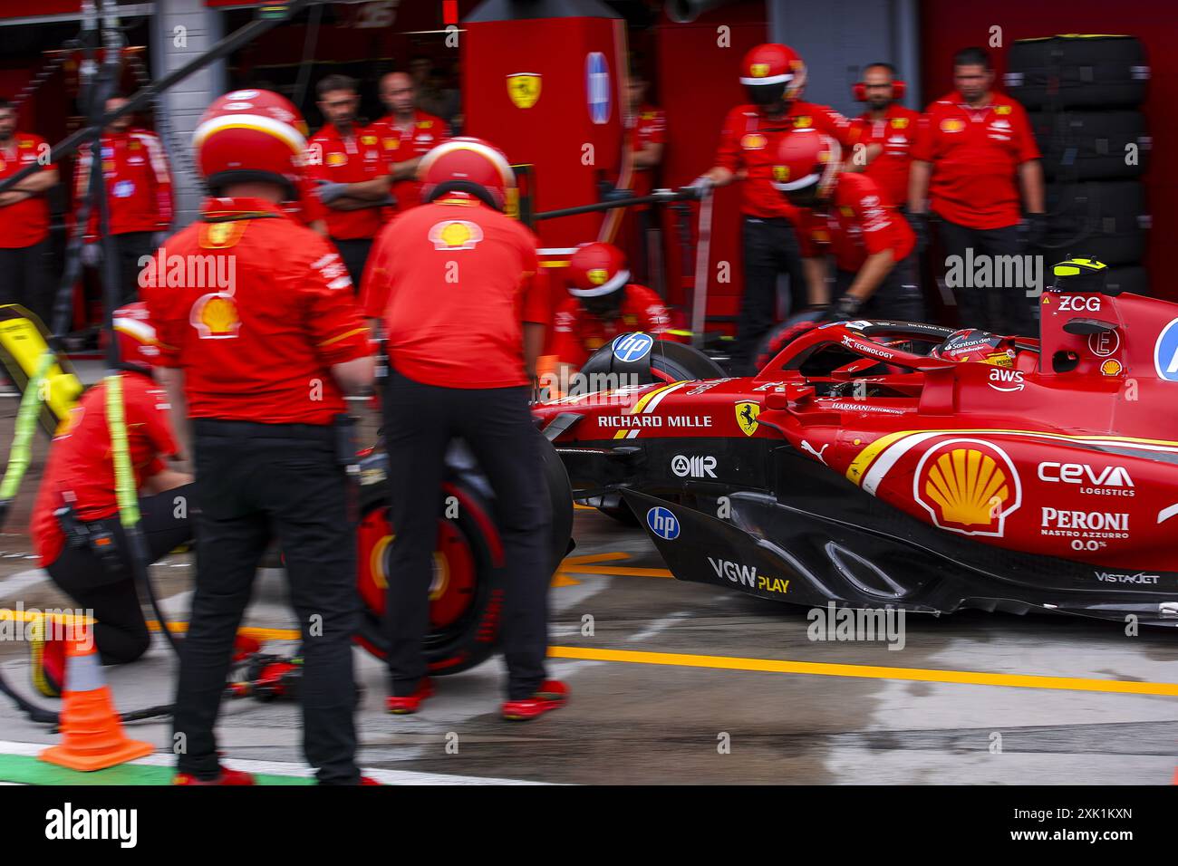 55 SAINZ Carlos (spa), Scuderia Ferrari SF-24, action during the Formula 1 Hungarian Grand Prix ...