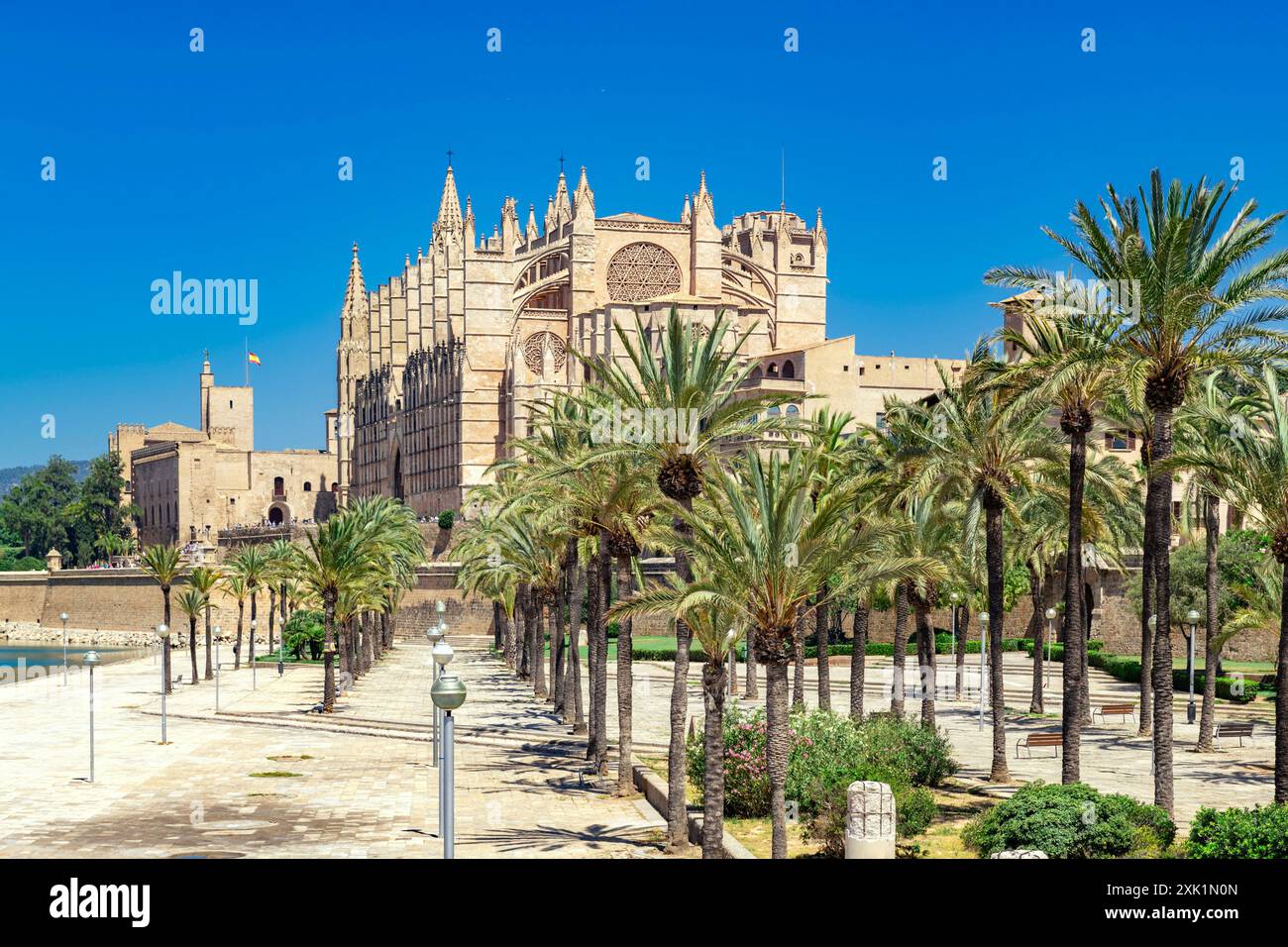 Majorca - Palace of the Almudaina - Cathedral La Seu - Parc de La Mar ...