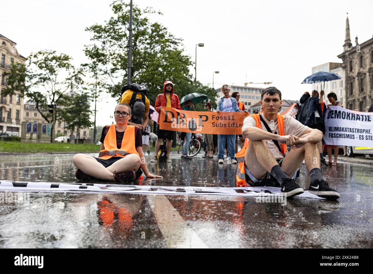 Disobedient Assembly of the Last Generation and the alliance Stop ...