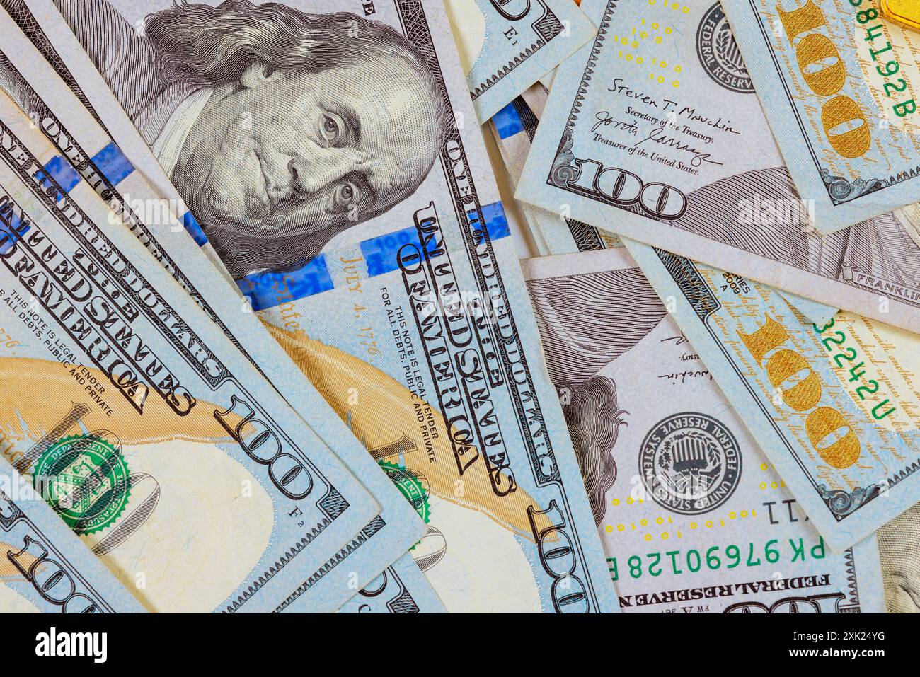 President of United States Benjamin Franklin on one hundred dollar ...