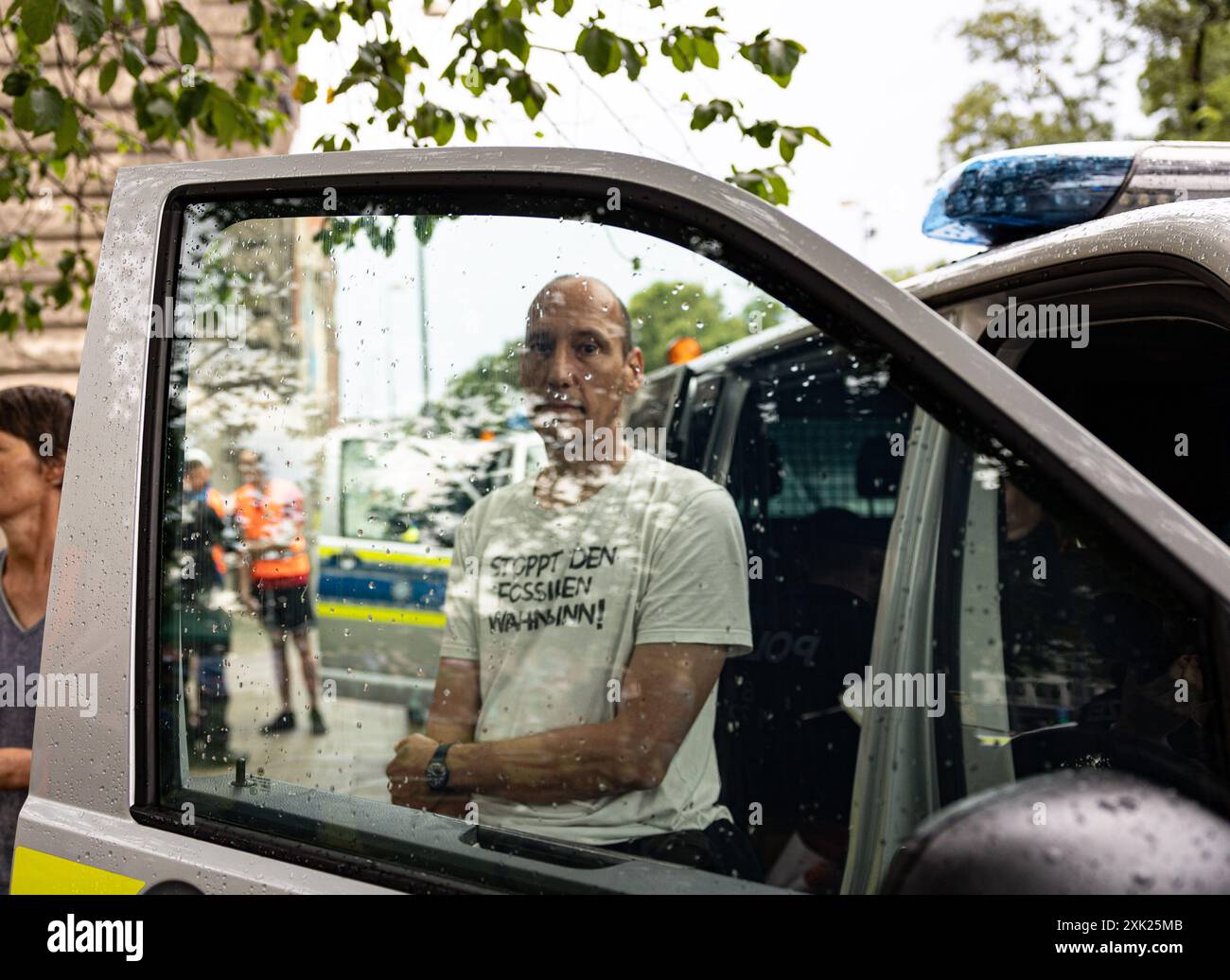 Disobedient Assembly of the Last Generation and the alliance Stop ...