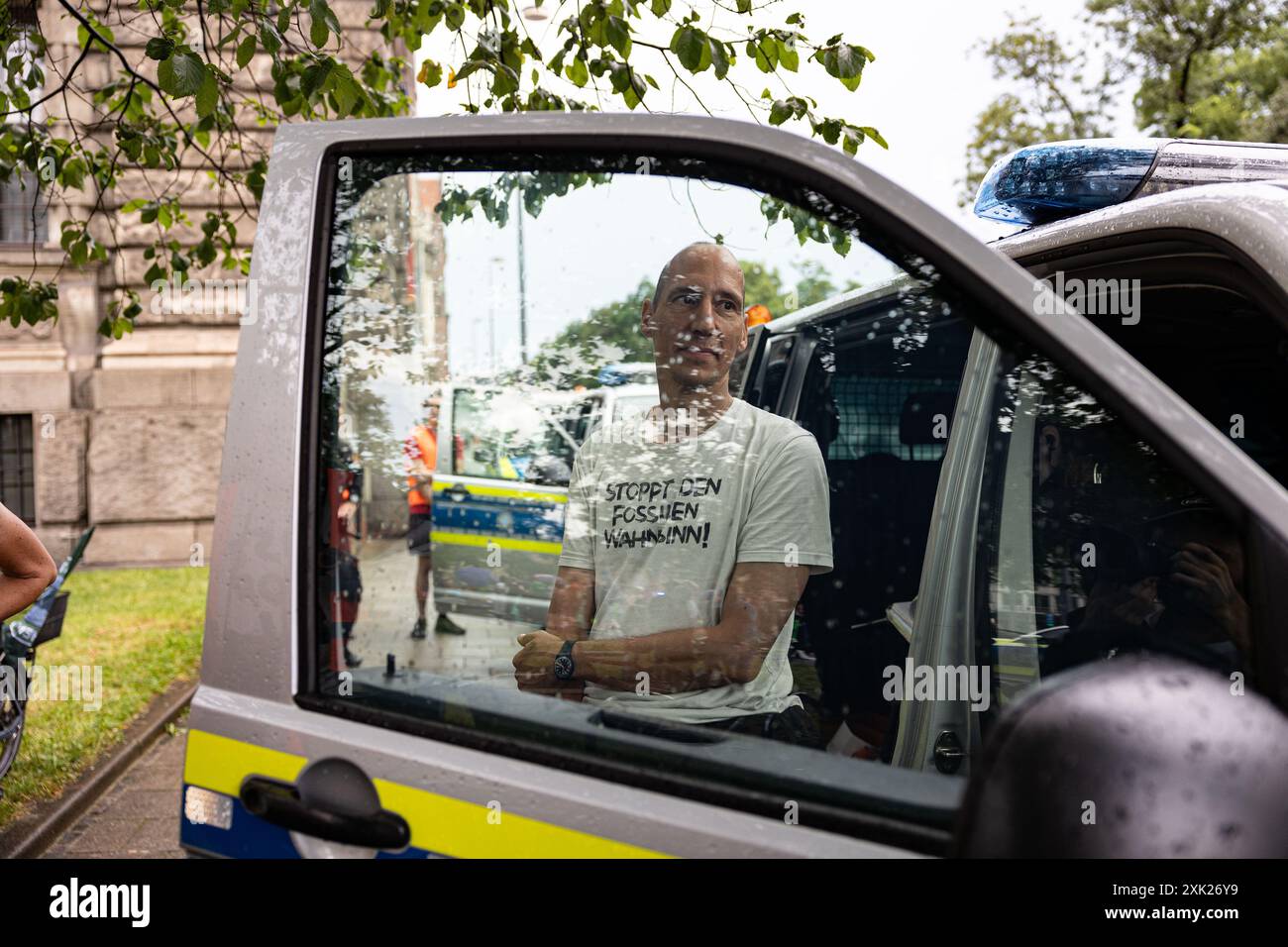 Disobedient Assembly of the Last Generation and the alliance Stop ...