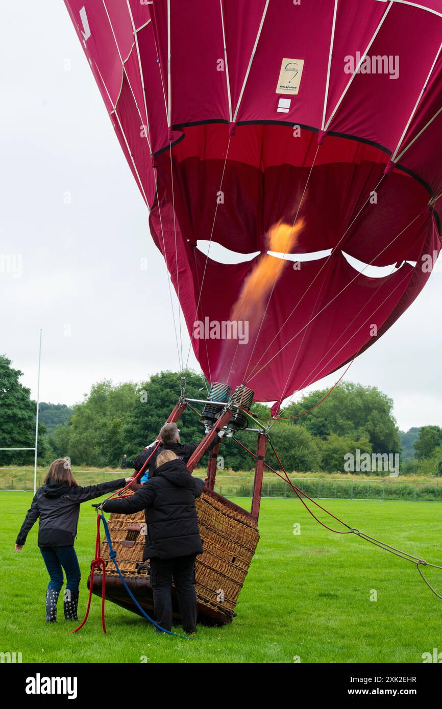 Inflating hot air balloon Stock Photo - Alamy