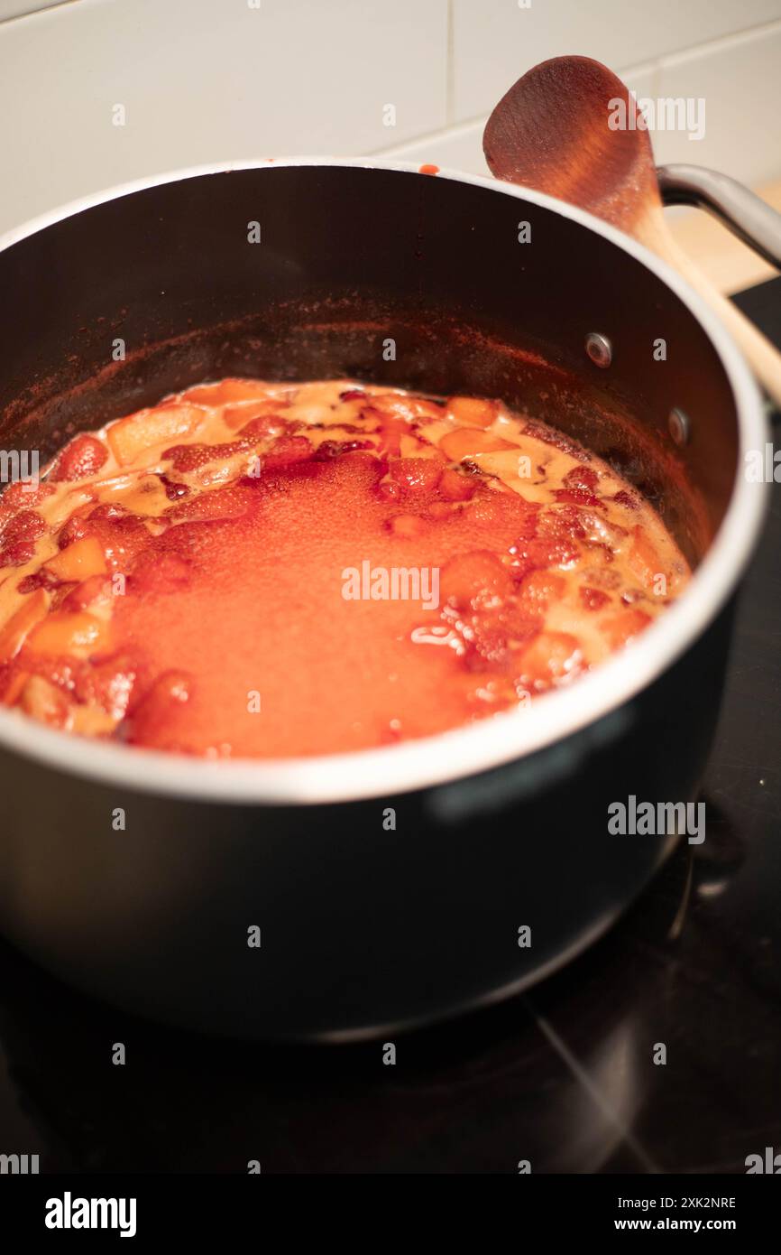 Preparation strawberry jam hi-res stock photography and images - Alamy
