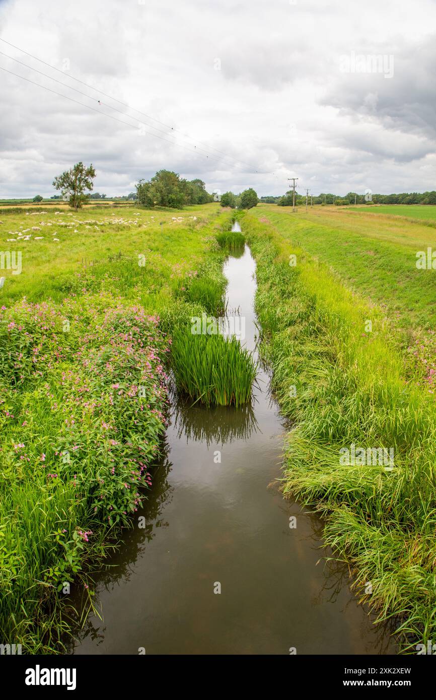 The Horncastle Canal was a broad canal in Lincolnshire which ran eleven ...
