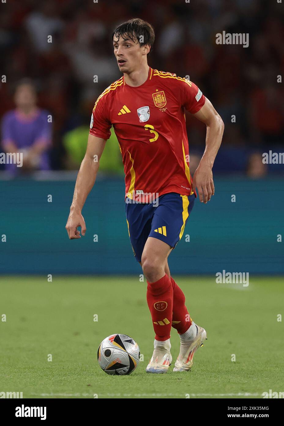 Robin le normand of spain hi-res stock photography and images - Alamy