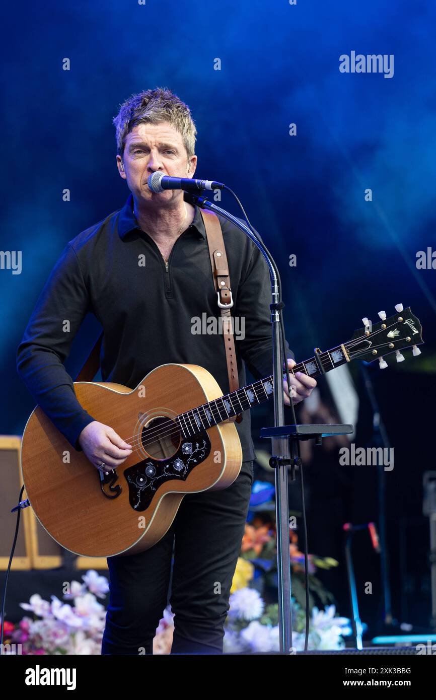 Noel Gallagher s High Flying Birds Concert Noel Gallagher s High Flying ...