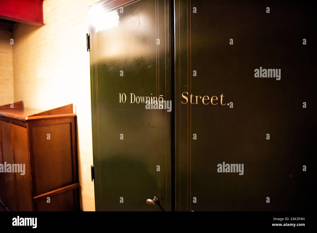 Cabinet war rooms london map hi-res stock photography and images - Alamy