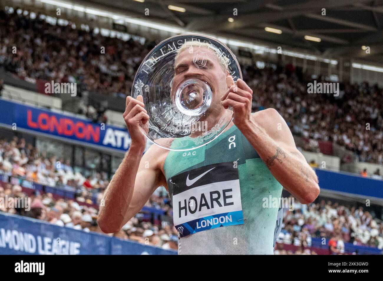 Oliver hoare paris 2024 hi-res stock photography and images - Alamy