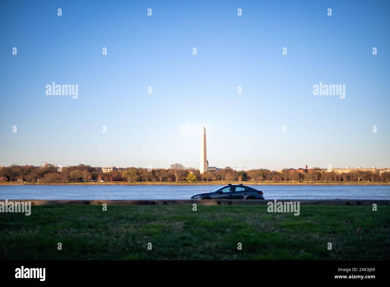Washington Monument Potomac River View Washington DC // WASHINGTON DC ...