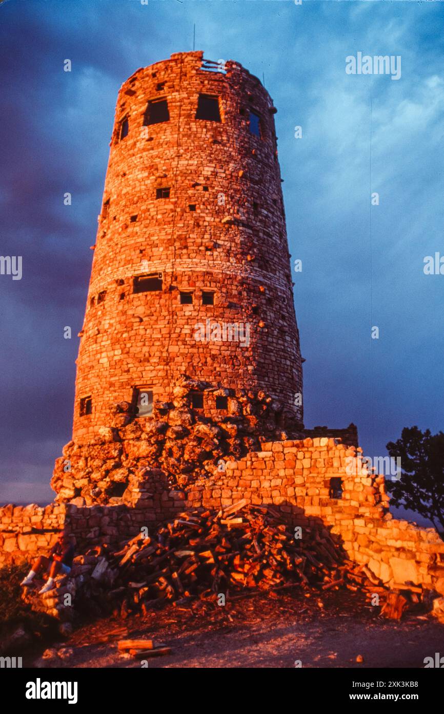 A view at sunset of the Desert View Watchtower, a 70-foot-high stone ...