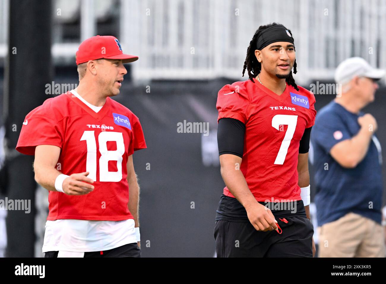 Houston Texans quarterback C.J. Stroud (7) and quarterback Case Keenum ...