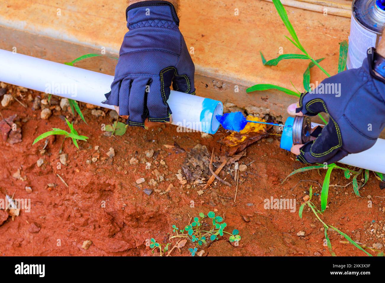 Pipe laying techniques hi-res stock photography and images - Alamy