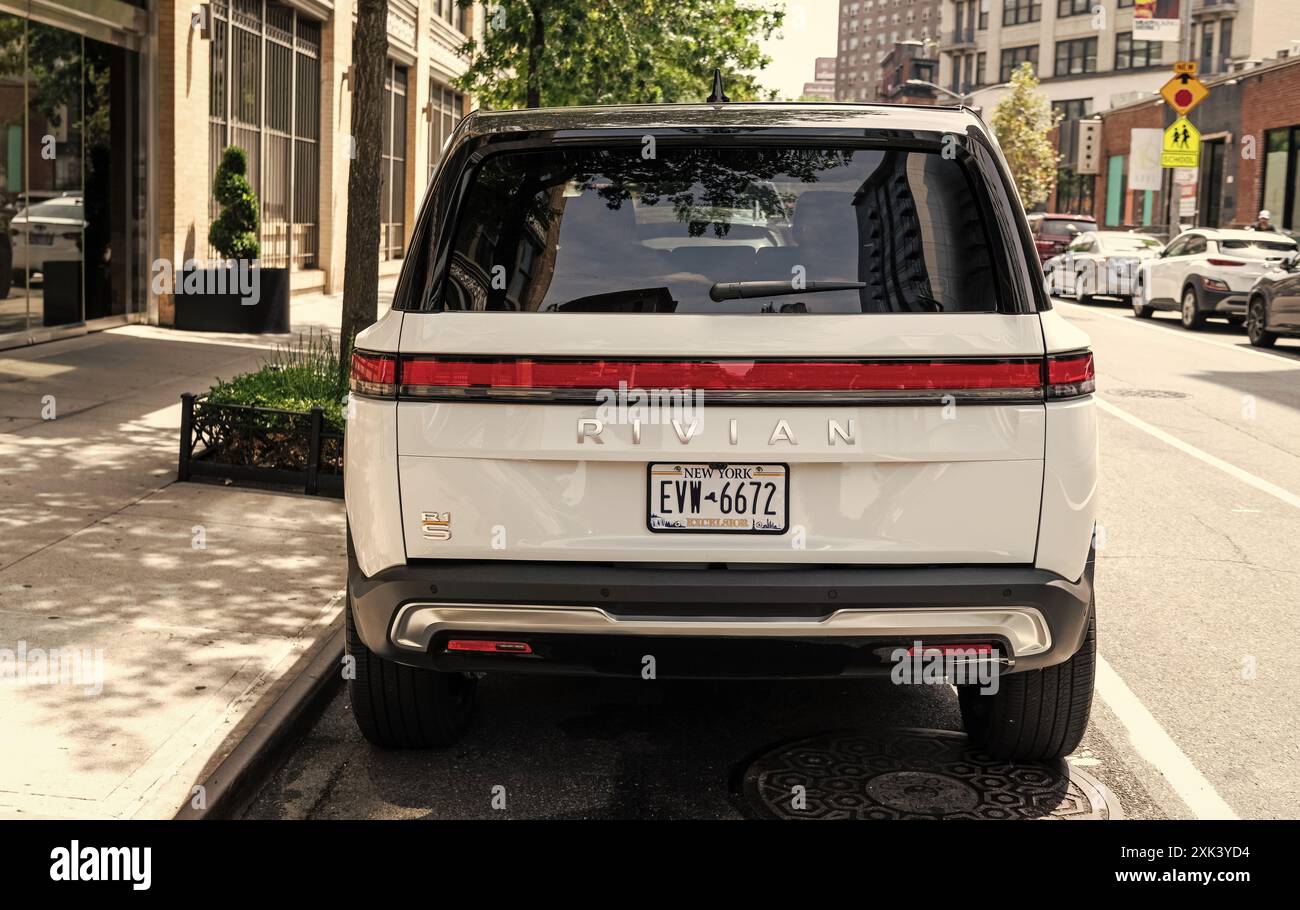 New York City, USA - August 06, 2023: Rivian R1S SUV white electric car ...