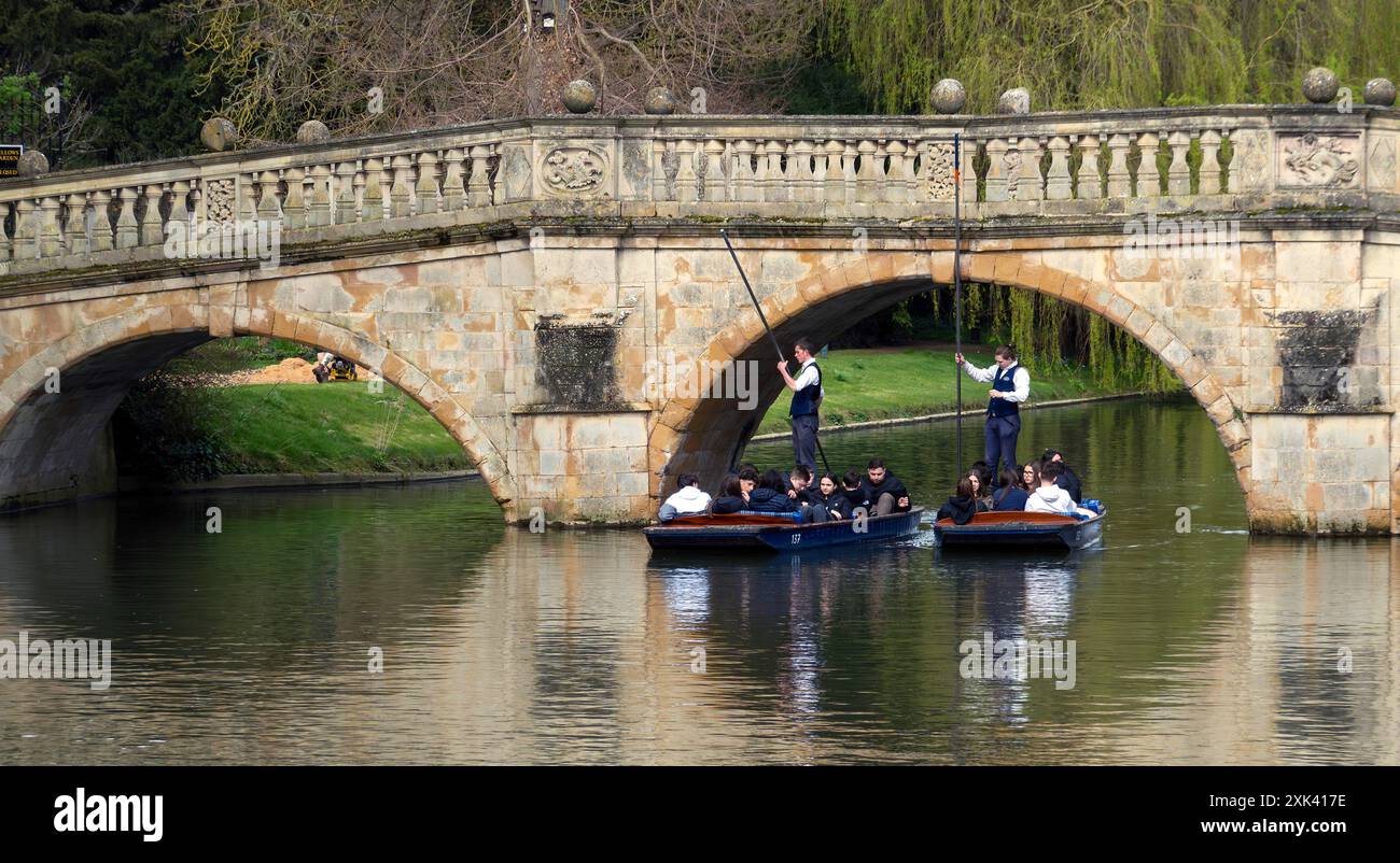 Punting on the River Cam in Cambridge, Cambridgeshire, England, UK ...