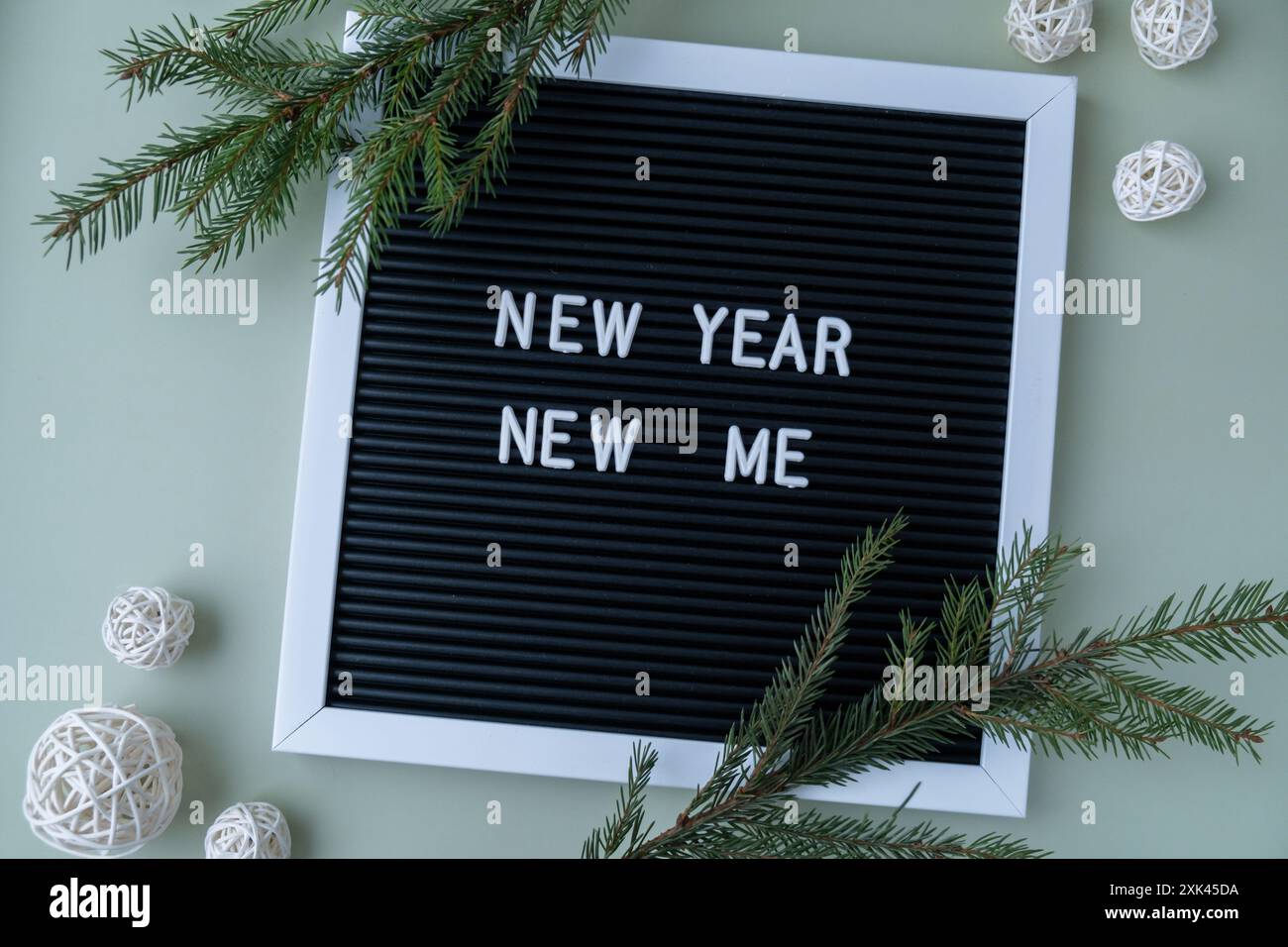 Motivational saying NEW YEAR NEW ME. Goals setting concept. Strategy ...