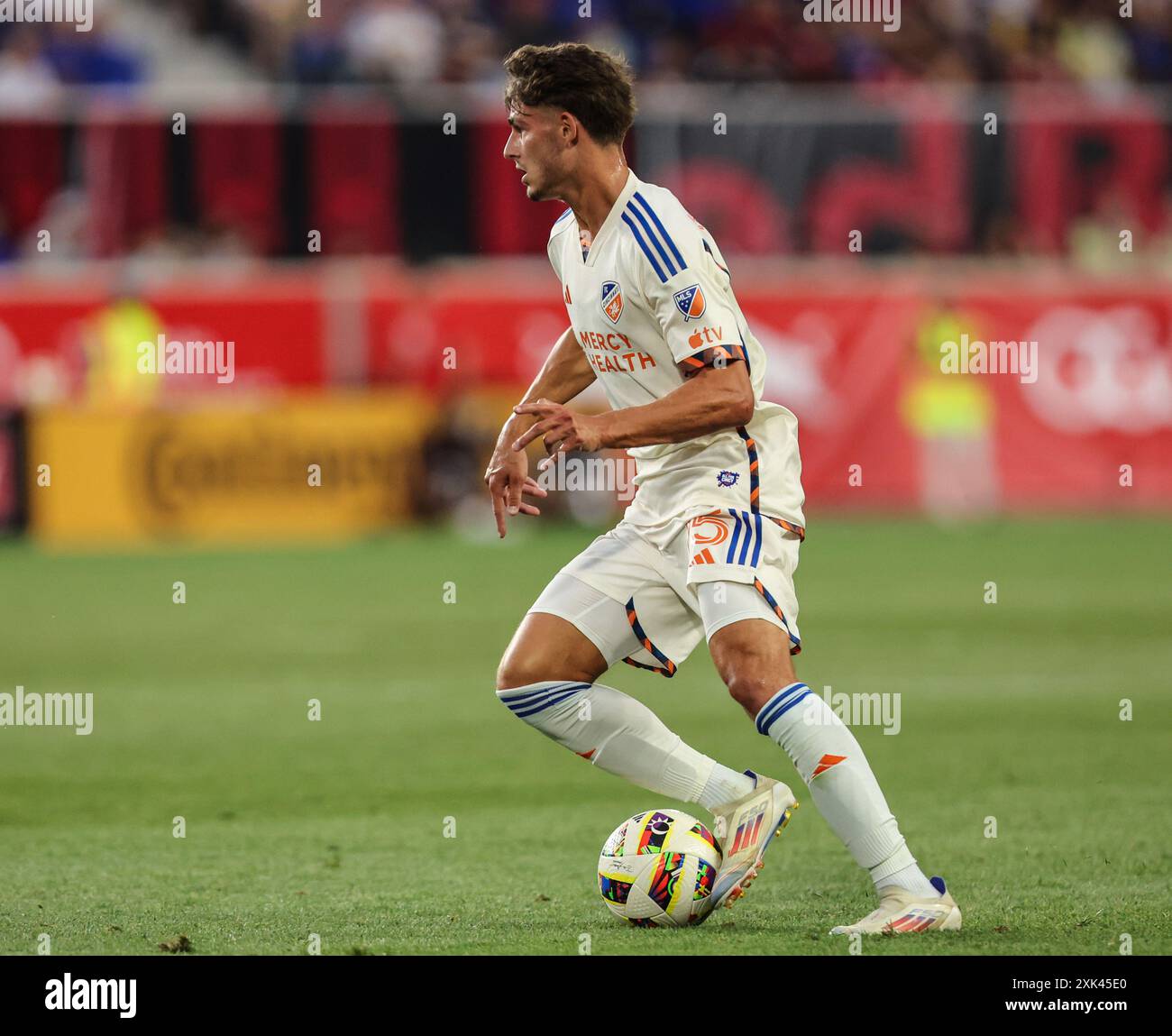 Halsey 2024 hi-res stock photography and images - Alamy