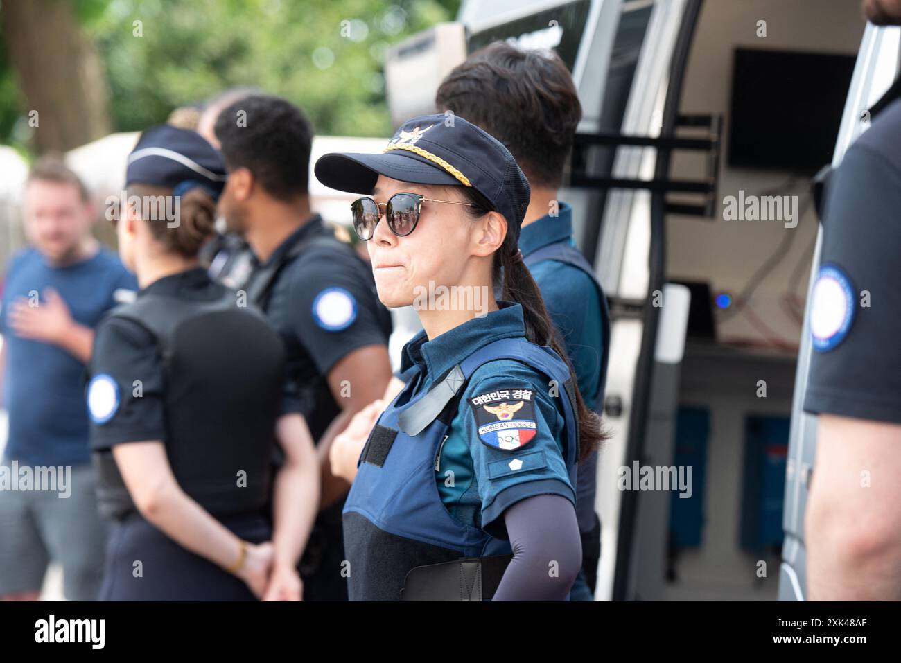 South Korean police officers patrolling with French police forces in ...