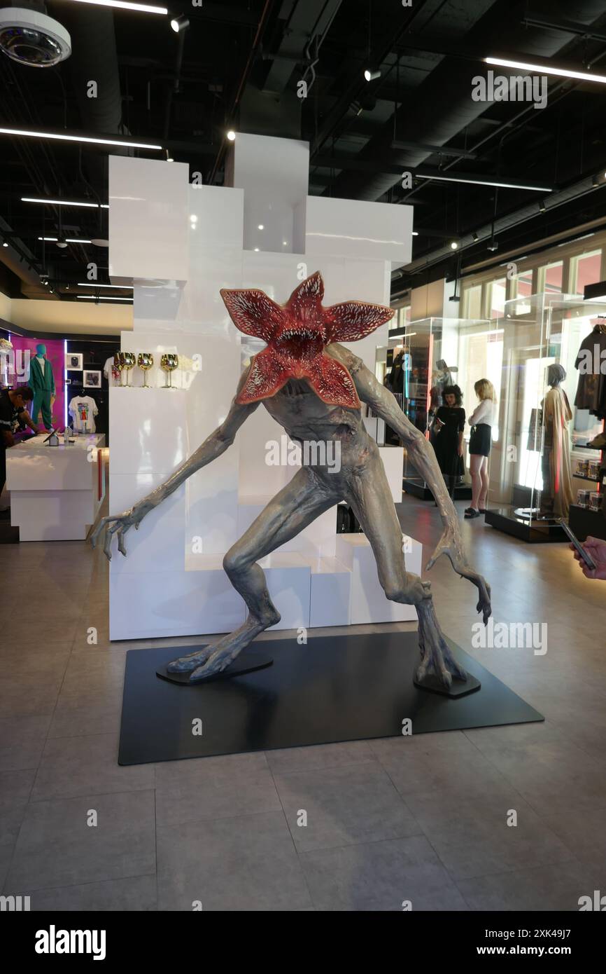 The monster in stranger things hi-res stock photography and images - Alamy