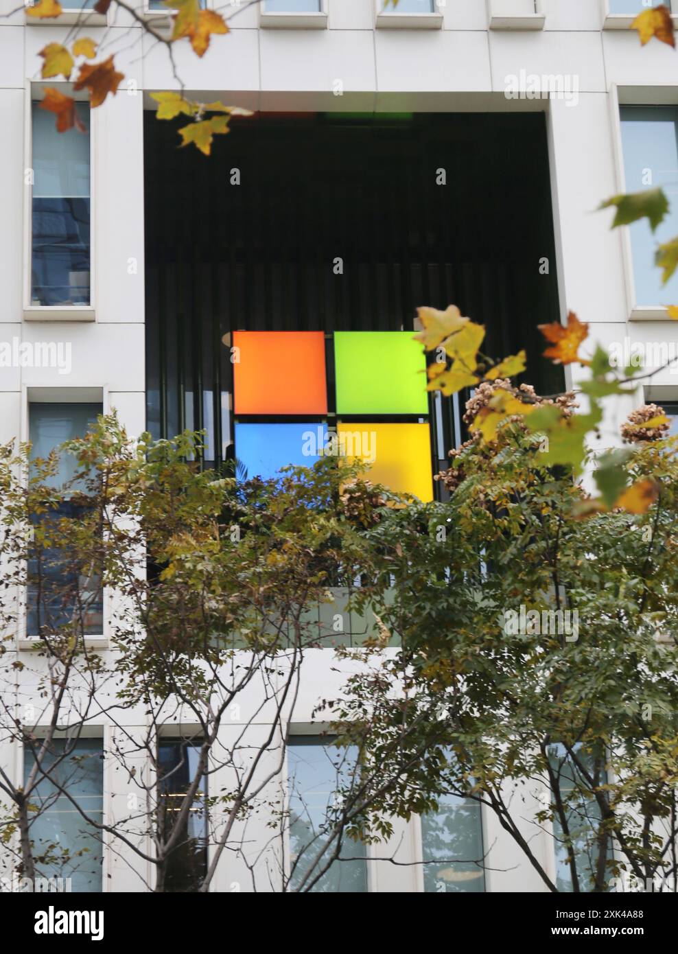 Microsoft headquarters hi-res stock photography and images - Alamy