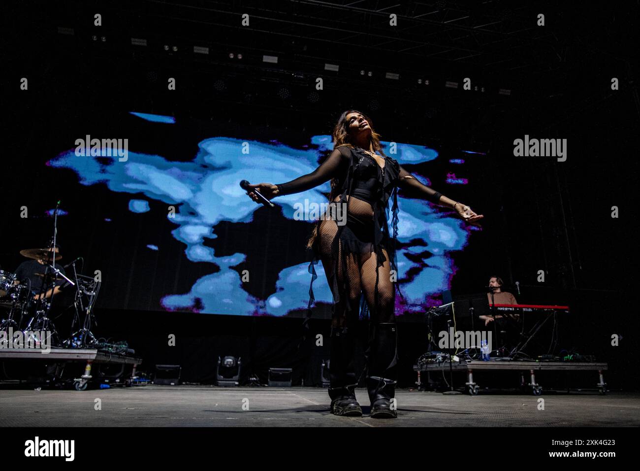 Sevdaliza singer hi-res stock photography and images - Alamy