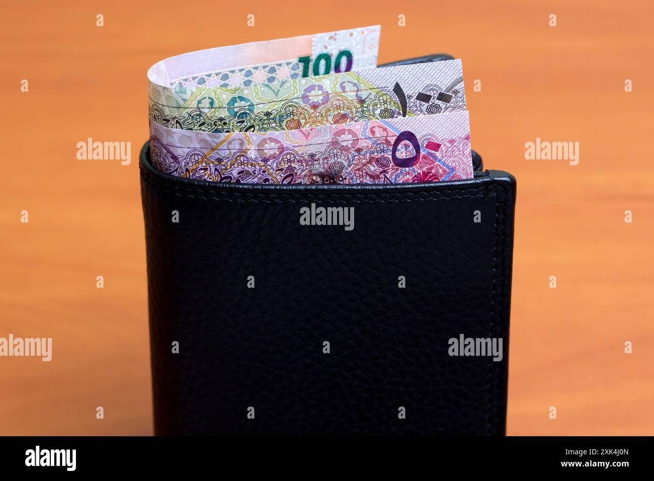 Qatar banknote riyal currency hi-res stock photography and images - Alamy