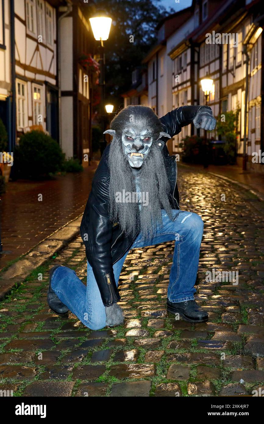 GEEK ART - Bodypainting and Transformaking: Werewolf photoshooting with ...