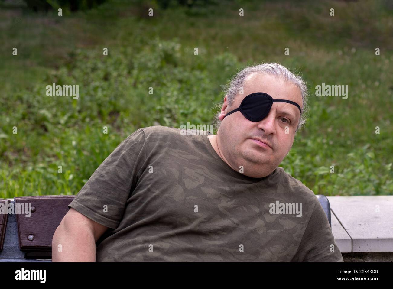 Man with the black eye patch hi-res stock photography and images - Alamy