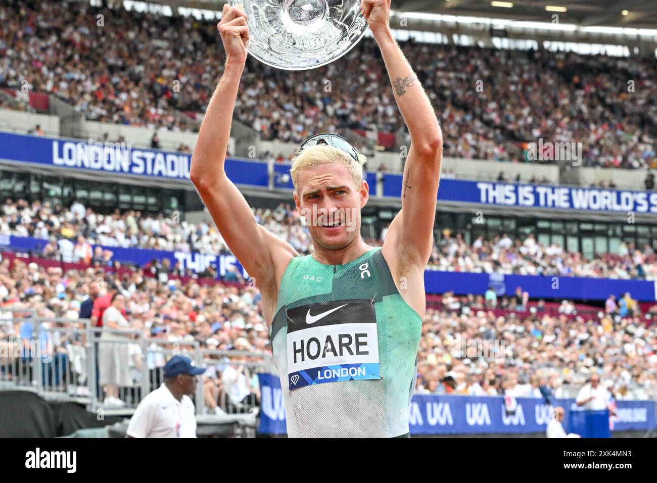 London, UK, 20 July 2024. An eventful 1 Mile Men Emsley Carr Mile won ...