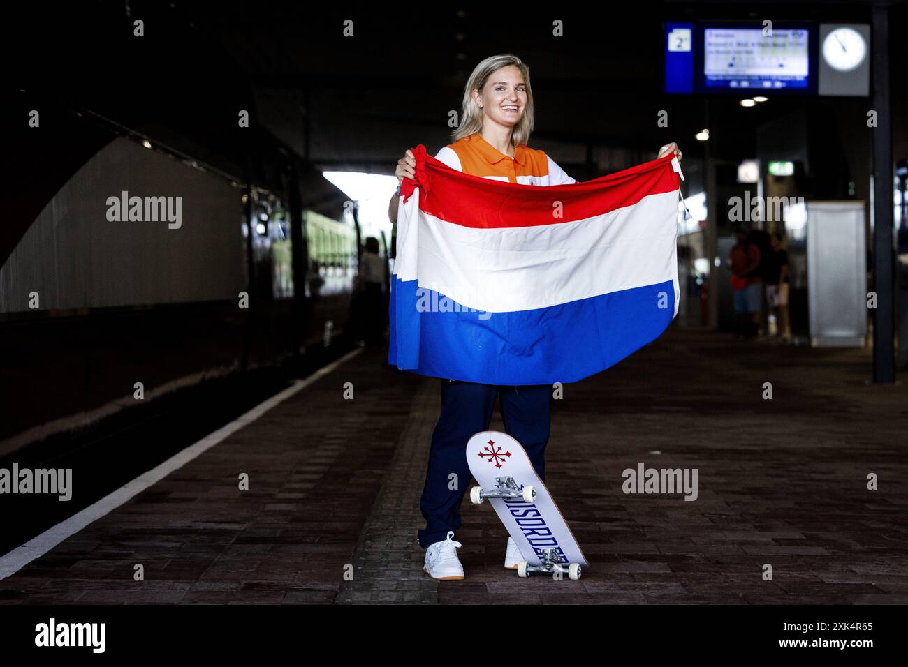 ROTTERDAM - Roos Zwetsloot boards a train that takes Dutch athletes and ...