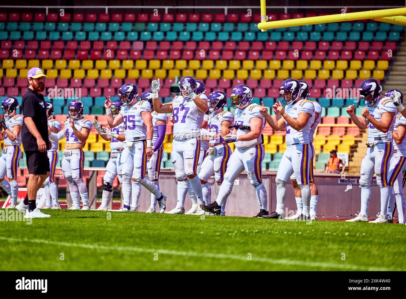 Vienna Vikings, Stimmungsbild, Warm Up, GER, Berlin Thunder vs. Vienna Vikings, American ...