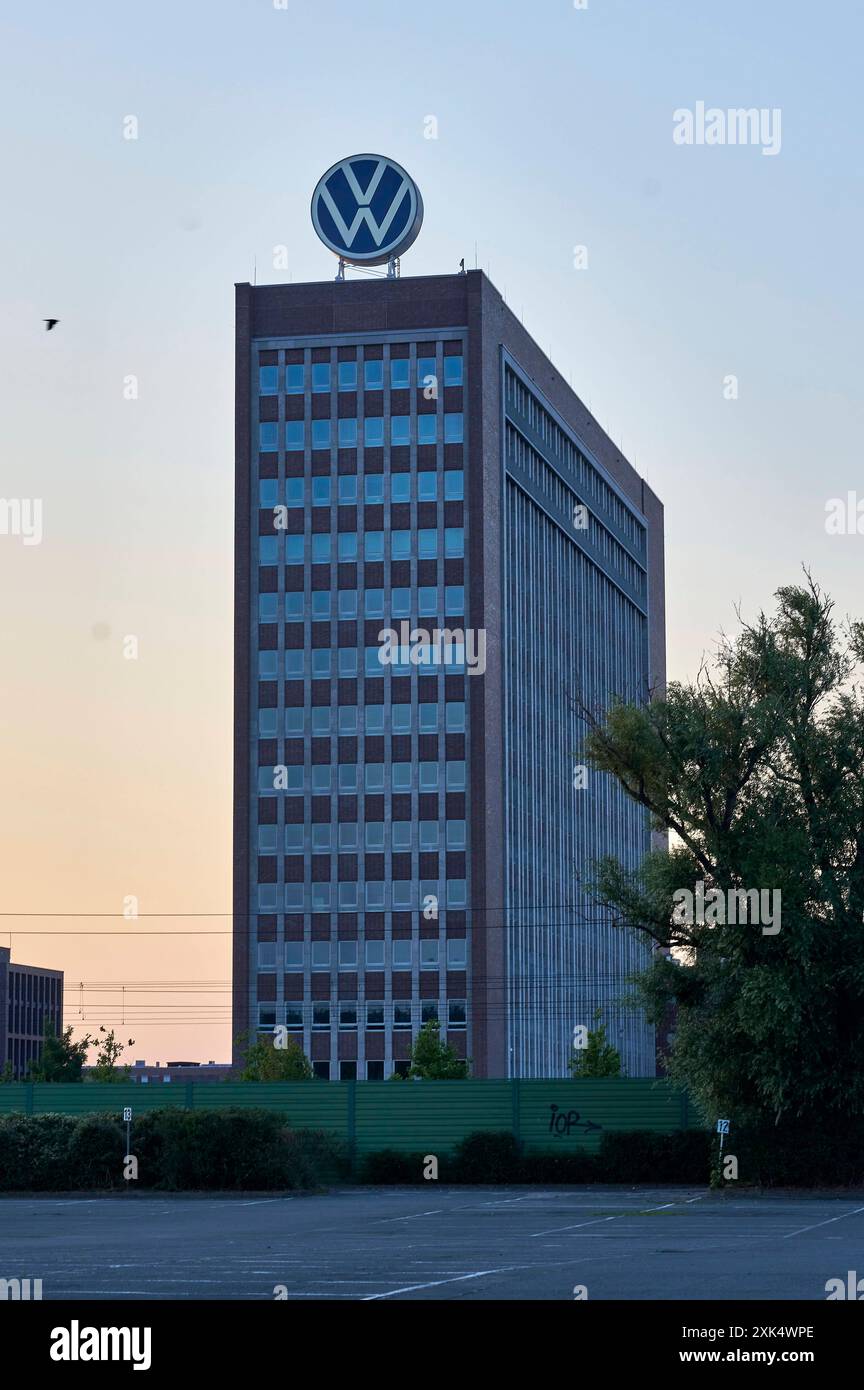 Das Markenhochhaus bis 2016 VW-Verwaltungshochhaus oder kurz VW ...