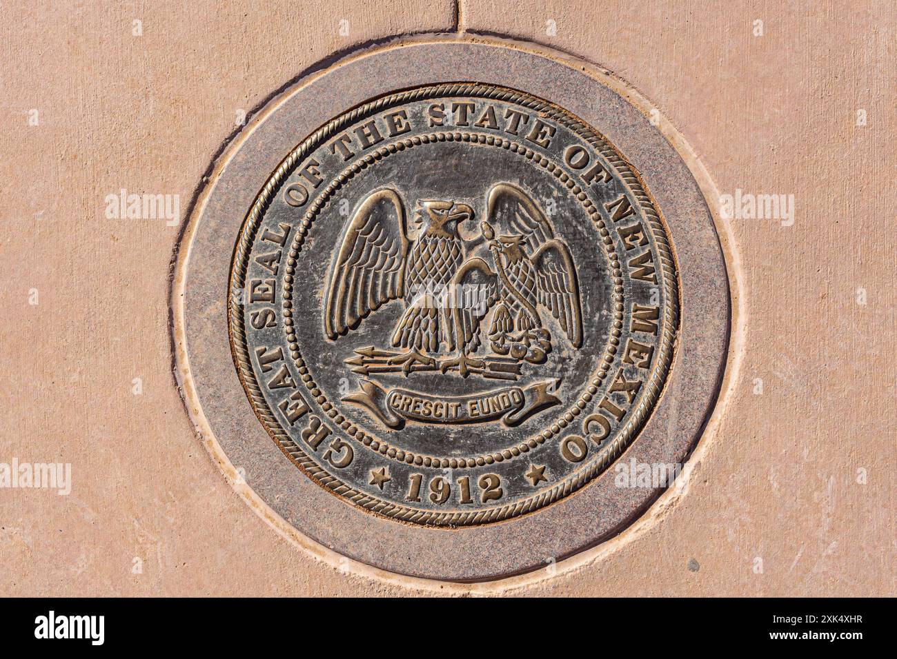 The Four Corners Monument marks the quadripoint in the Southwestern ...