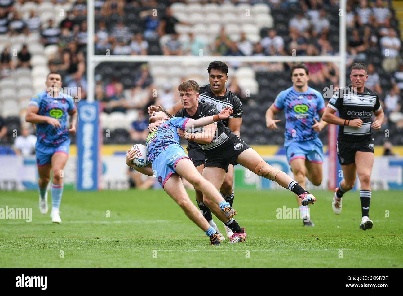 Hull, England - 20th July 2024 - Davy Litten of Hull FC mis-times ...