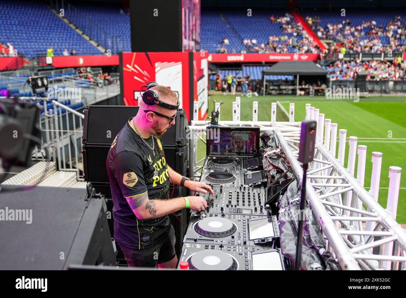 Rotterdam - DJ during the Feyenoord Festival 2024 at Stadion Feijenoord ...