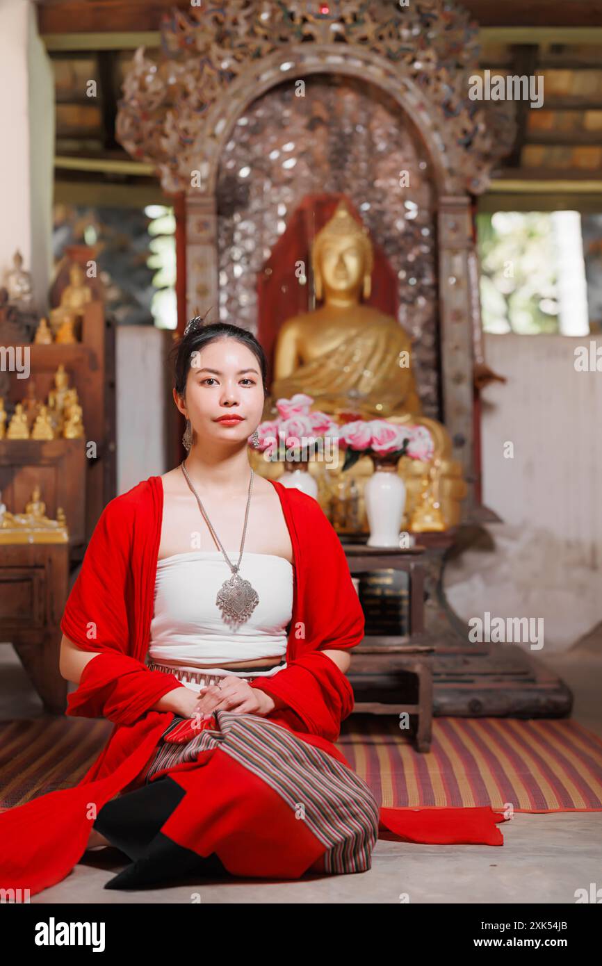 Northern Thai Chiangmai lanna people in traditional style clothes ...