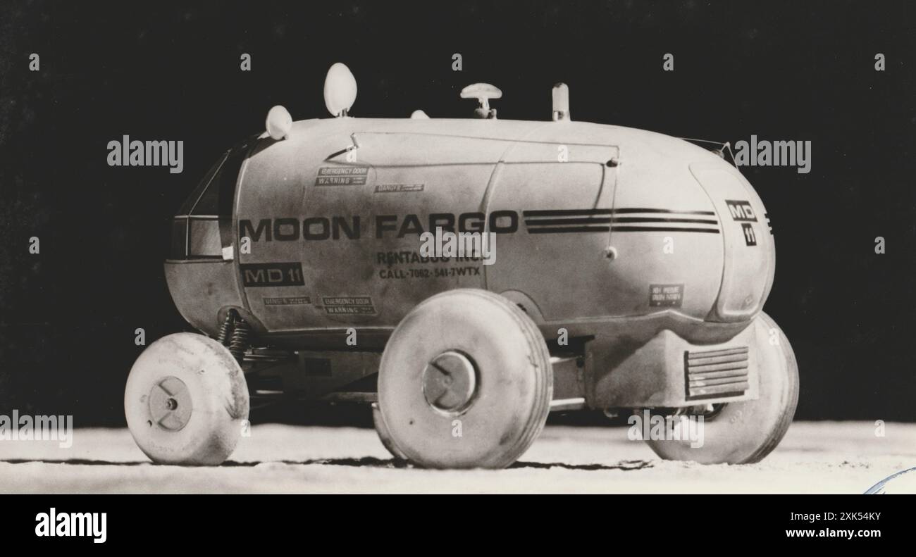 Catherine schell hi-res stock photography and images - Alamy