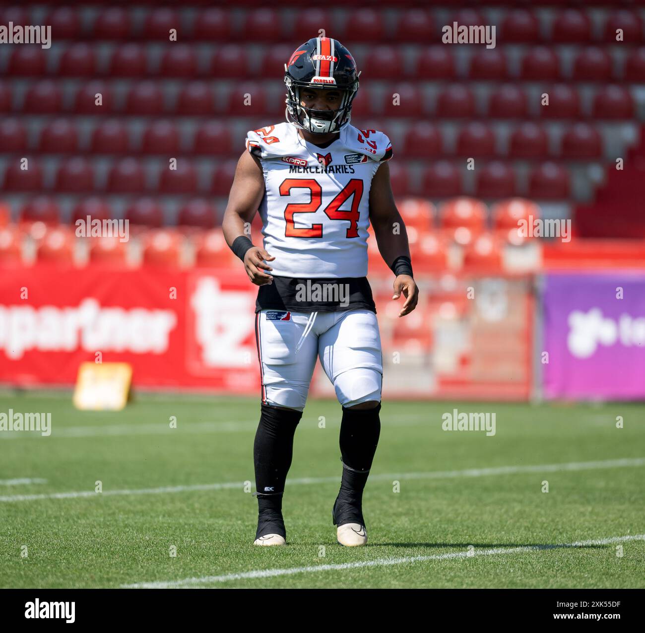 Morgan Nkule (Helvetic Mercenaries, #24) beim Warmup. Munich Ravens vs ...